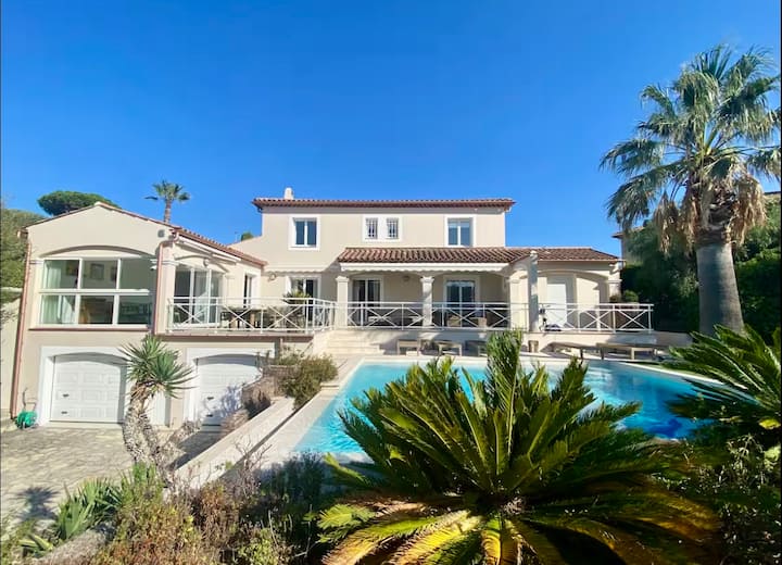 Villa Entre Mer&golf-5 Chambres - Sainte-Maxime