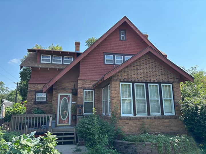 Eclectic Escape - Yankton, SD