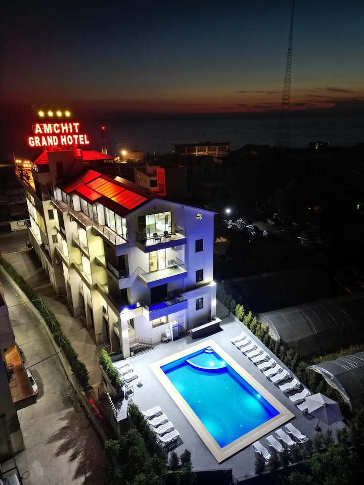 Standard Room At Amchit Grand Hotel- Private Pool - Lebanon