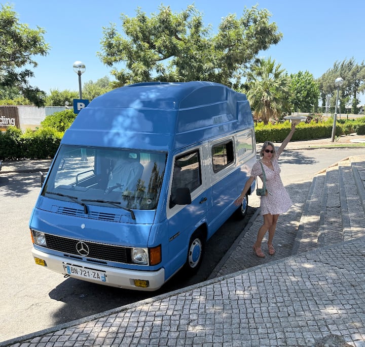 Rent Campervan Blue Classics ‘S Mb 100azul Algarve - Praia da Rocha
