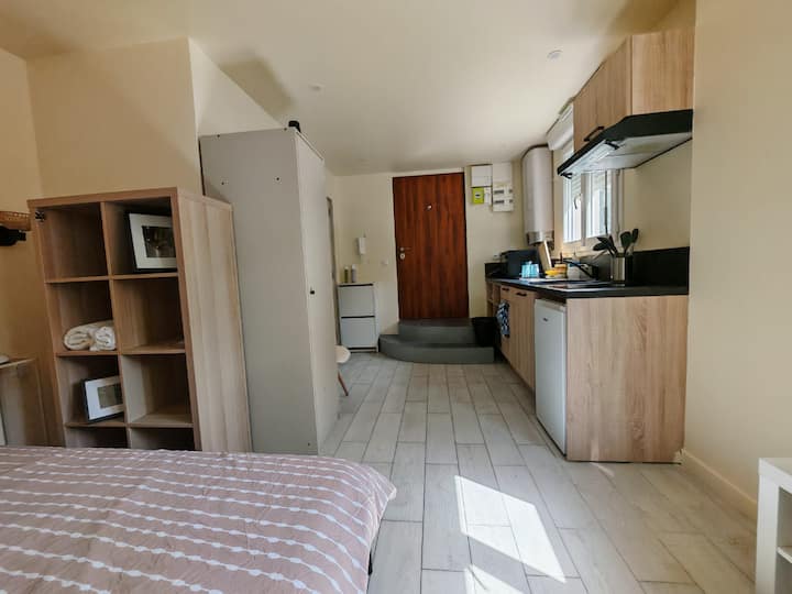 Studio Lumineux – Tout Confort - Ivry-sur-Seine