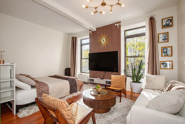 Private Double Queen Suite In Brooklyn Brownstone - Brooklyn, NY