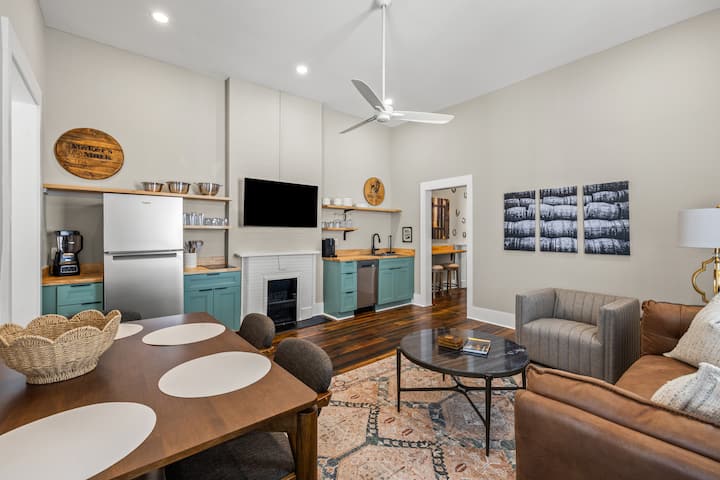 Walk To Dtown/ Newly Renovated/ Bourbon Oasis - Frankfort, KY