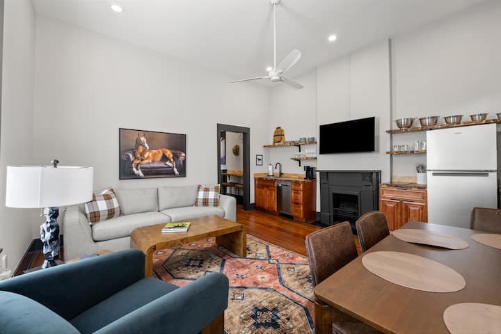 Close To Buffalo Trace/ 2 Bedroom/ Newly Renovated - Frankfort, KY