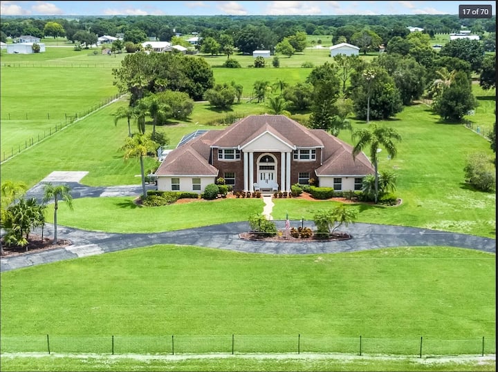 Belle Aire Country Estate - Okeechobee, FL