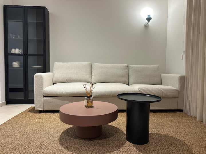 Stylish Retreat In The Heart Of Pembroke - Pembroke, Malta