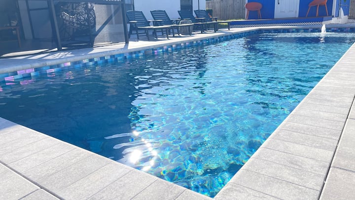 Stylish Home Near Beaches & Img • Heated Pool - Bradenton