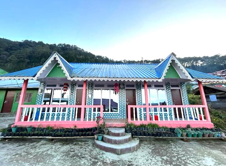 Sohag Homestay Cozy Hill View - Lava