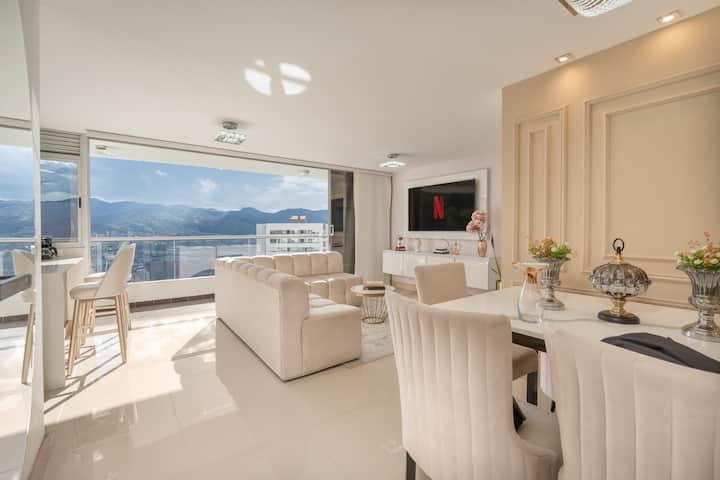 Lujoso Apt/10mn Provenza/views/pool/gym/parking/ - Medellín