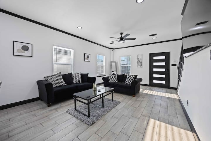 Texas Tech Fans Houston Stay - United States