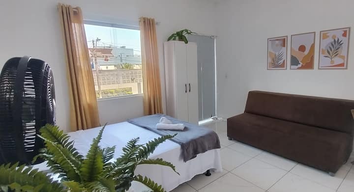 Kitnet Em Caiobá Com Varanda E Wi-fi - Matinhos