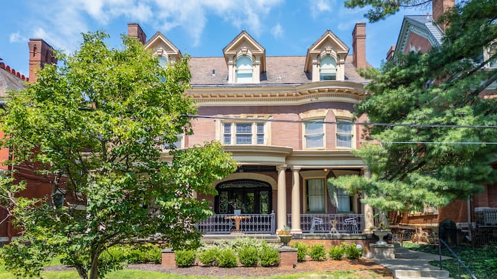 Fairmount Flat - Pittsburgh, PA