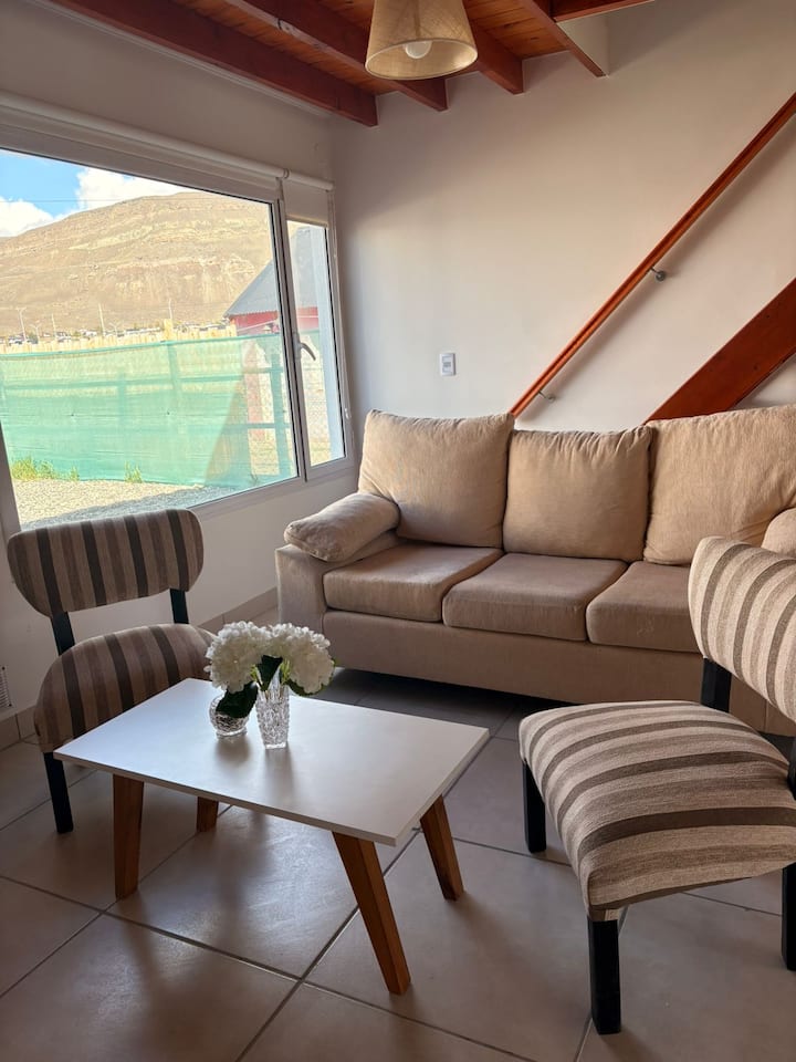 Depto Cómodo A Metros Terminal Buses Y Centro - El Calafate