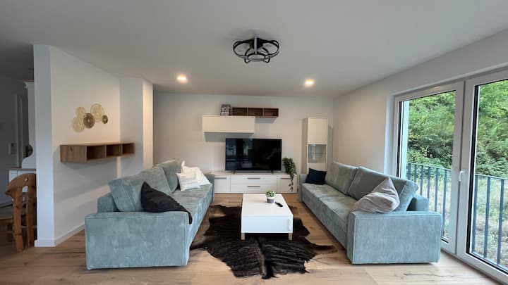 Ferienwohnung Am Teufelsloch 2x2m Bett 2x1,4 Couch - Mayschoß