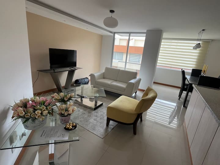 Aitana Delux/ Vacaciones & Familia / Negocios - Riobamba