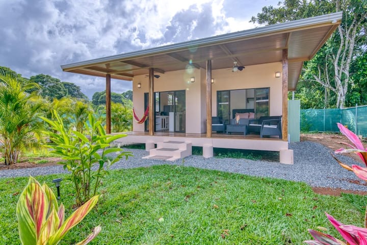 Morpho 2 Villa, A/c, 2 Min Walk To Beach, Pets Ok - Puerto Viejo de Talamanca