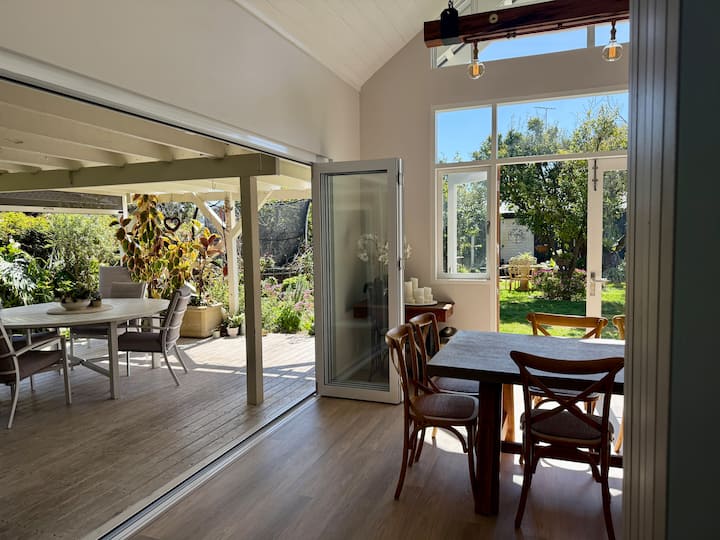 Bayside Retreat - Broadwater
