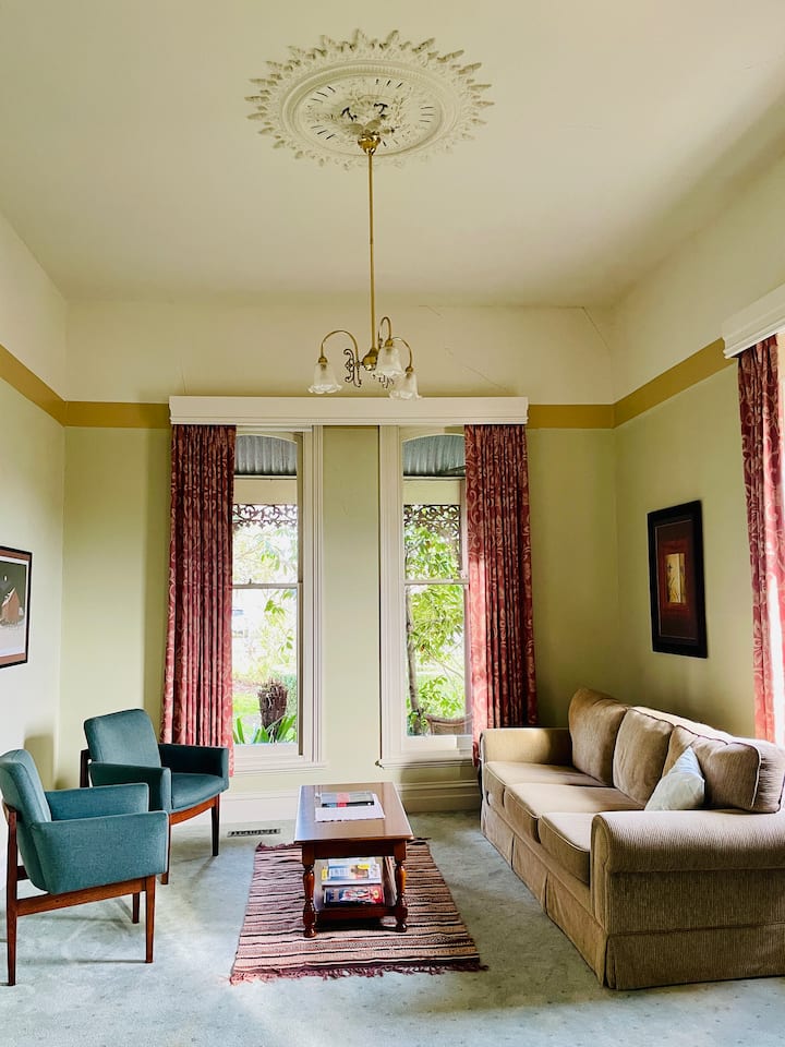 Hill Top House - Leongatha