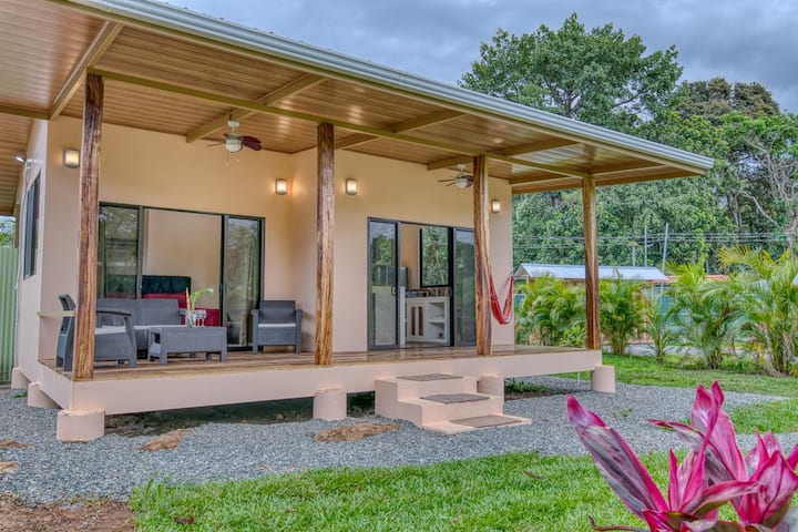 Morpho 1 Villa, A/c, 2 Min Walk To Beach, Pets Ok - Puerto Viejo de Talamanca