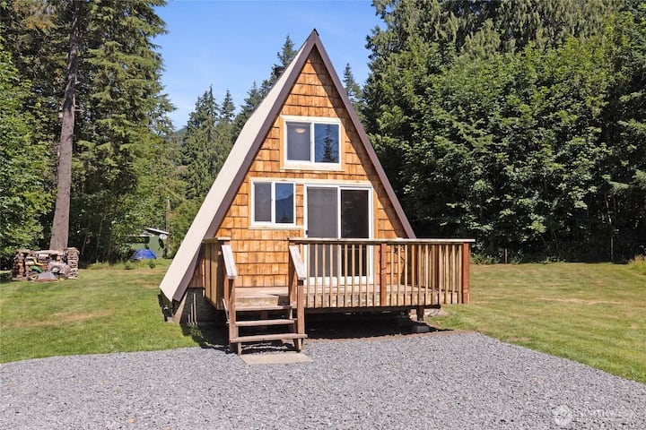 Emerson's A-frame - Ashford, WA