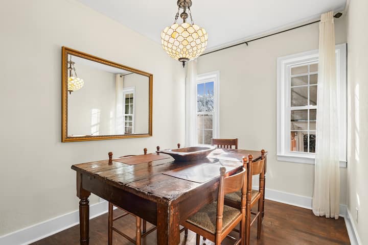 Entire Home 4 Min Drive To State Farm Center Uiuc - Champaign, IL