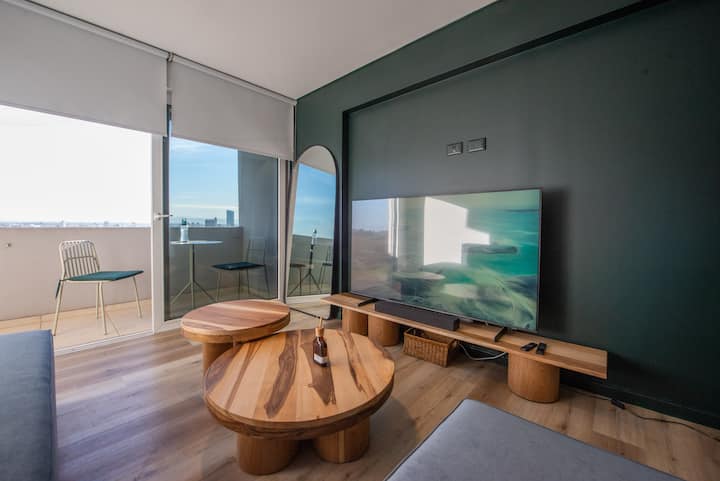 Moderno Dpto. Vistas, Cochera, Pileta Y Gym!. - Argentina