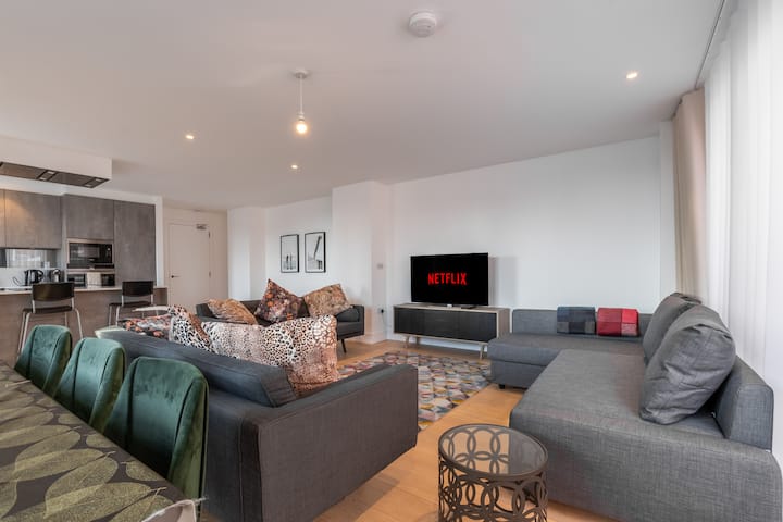 Stylish Penthouse Near | Little Venice | Hyde Park - London Paddington Station