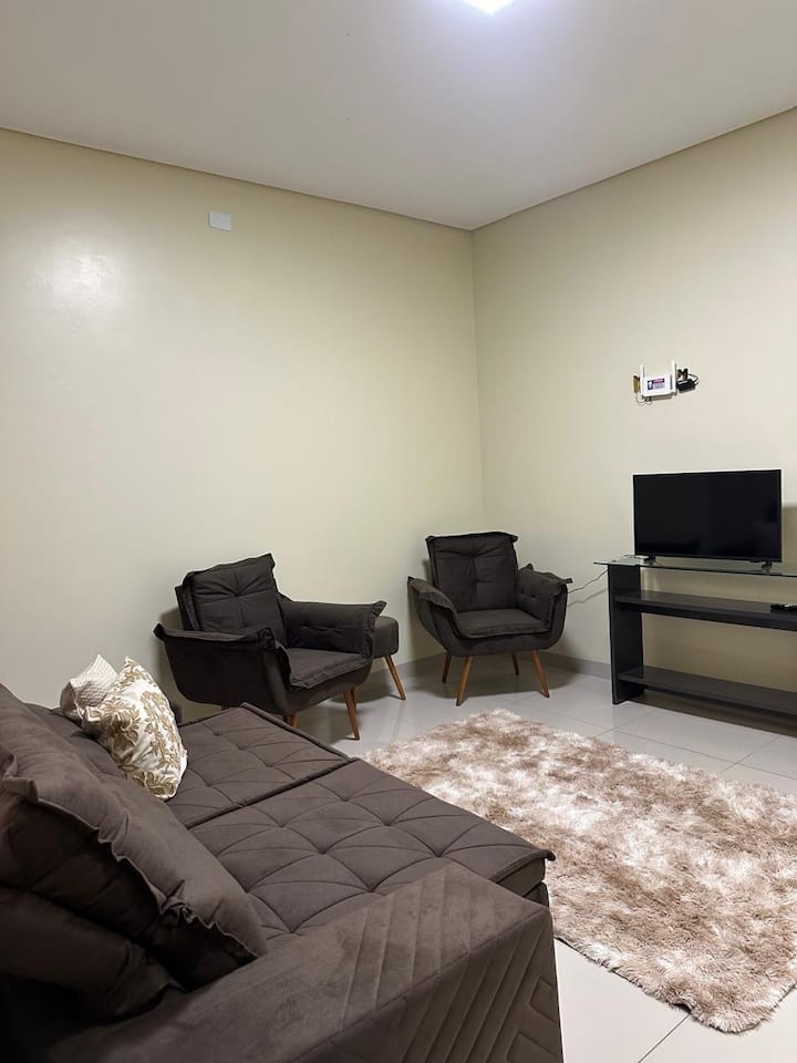 Casa Confortável Mobiliada - Amambay