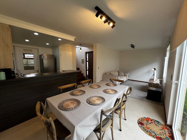 Casa Familiar En Condominio Privado - Pucón