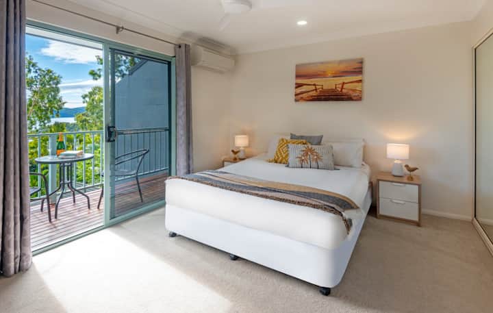 Holiday Home In Hamilton Island With Free Buggy - Hamilton Island Airport