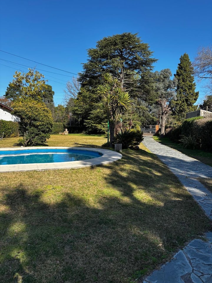 Casa Quinta & Coworking El Trebol - Buenos Aires Ezeiza Airport (EZE)