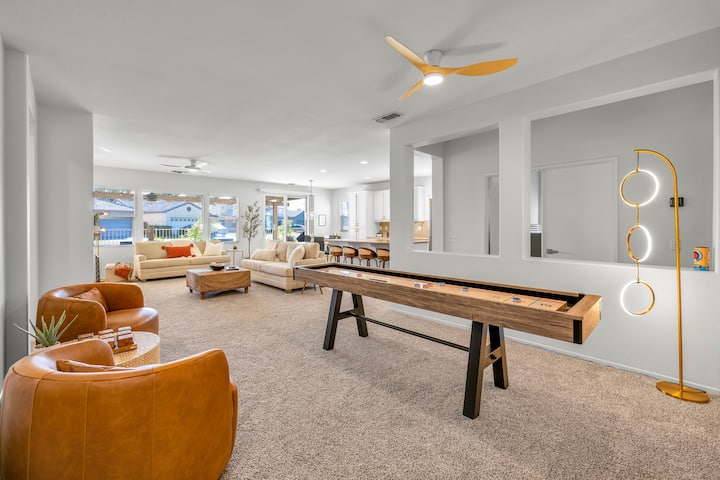 The Indio Escape- 4 Bedroom Getaway - Indio, CA