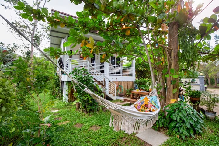 Paraiso Beach House - Ko Pha-ngan