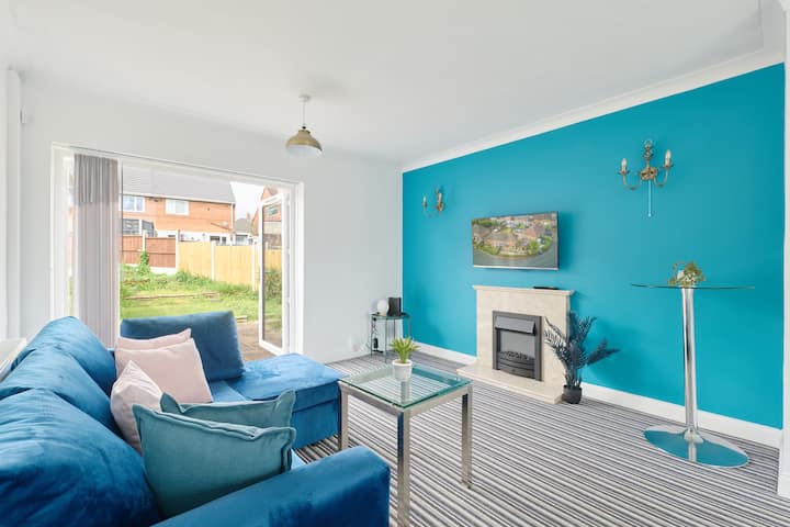 Luxuryhome-dorcas-3br-7guest - Stoke-on-Trent
