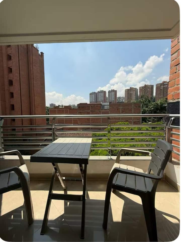 Apartamento Tranquilo Medellín Laureles Castellana - Medellín