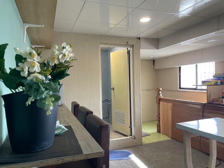 後火車站頂樓景觀房 - 楠梓區