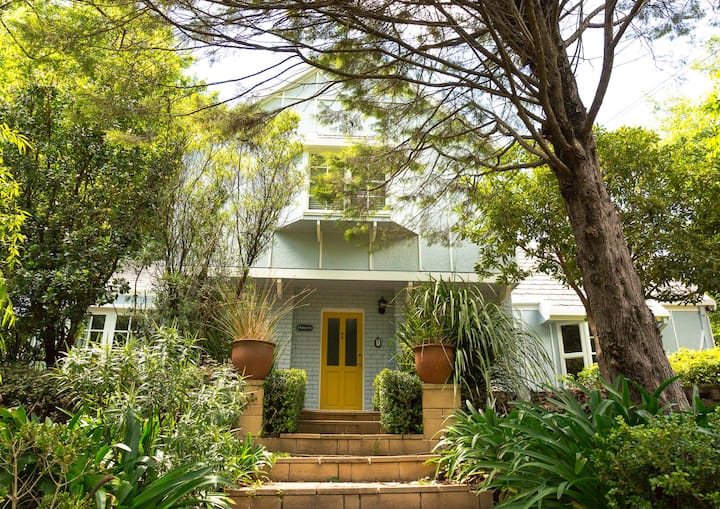 Highgarden - Leura