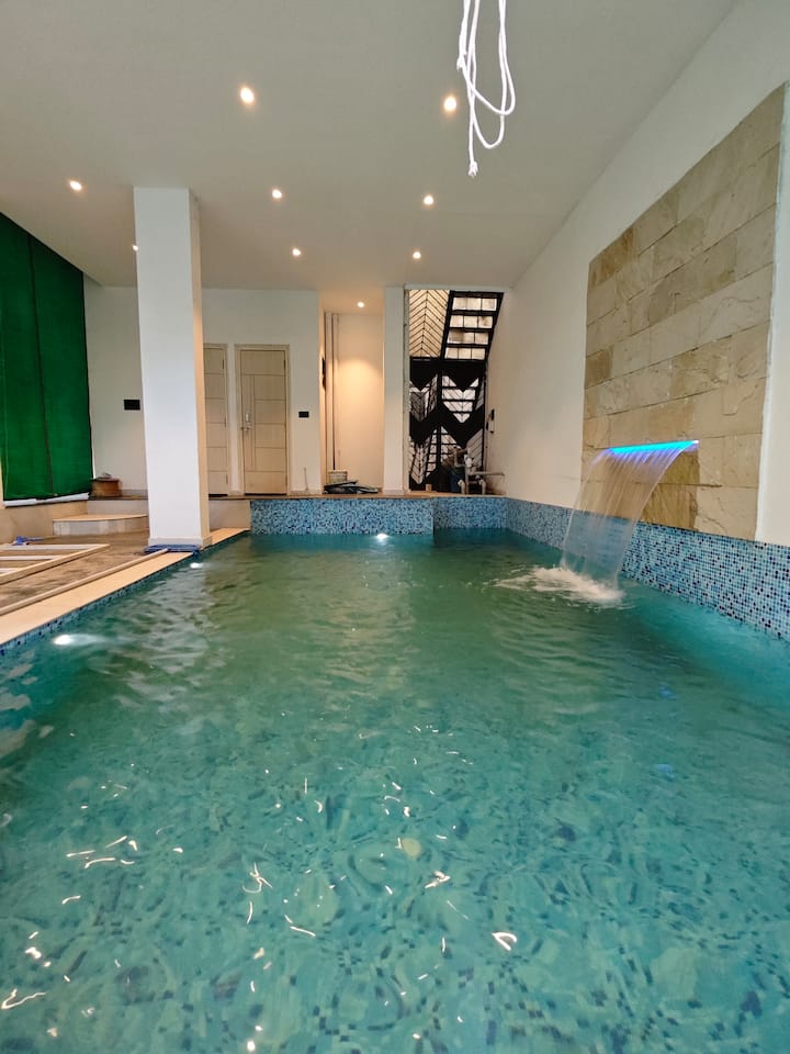 Private Pool With Free Pickup Or Drop - Udaipur