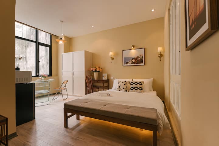 Elegant Studio Serviced Apt The Hanoi Old Quarter - 하노이
