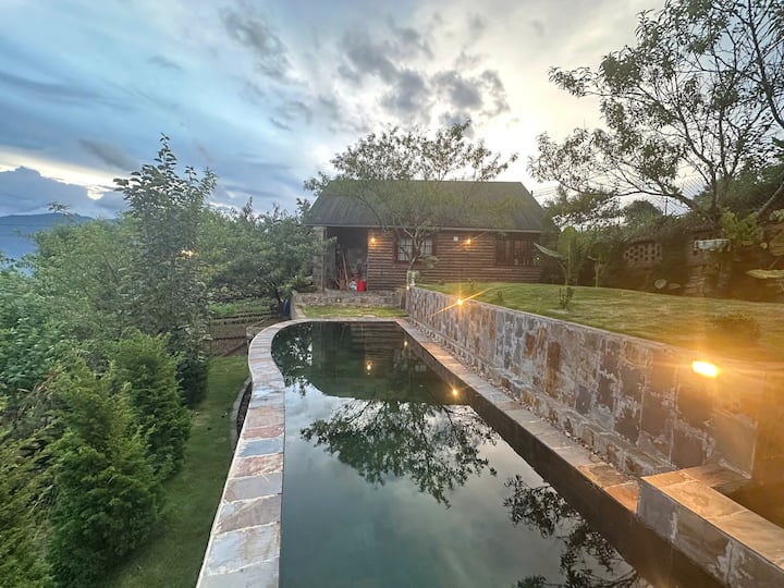 Vi's House - Thiên Nhiên Giữa Bản Làng Người Hmong - Tỉnh Lai Châu