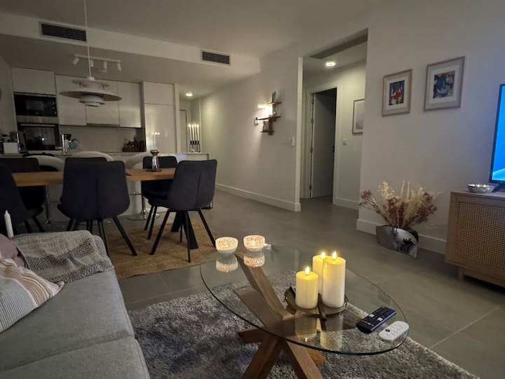 Luxurious 2 Bedroom Apartment - Manilva