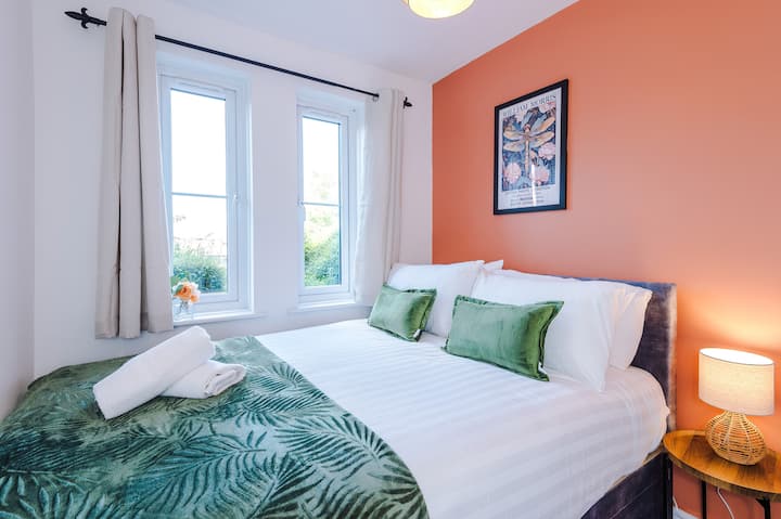 Oswestry Home 2 Bed W/t Driveway - Oswestry