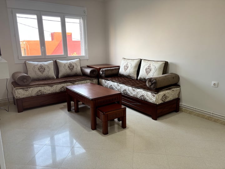 Appartement # 1 Moderne Et Très éQuipé à Ghazaouet - Algerien