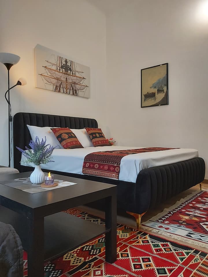 Caserina Lux Roma - Roma