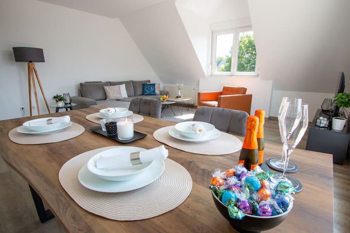 Zentral & Stilvoll Im Grünen, Balkon Boxspringbett - Möhnesee