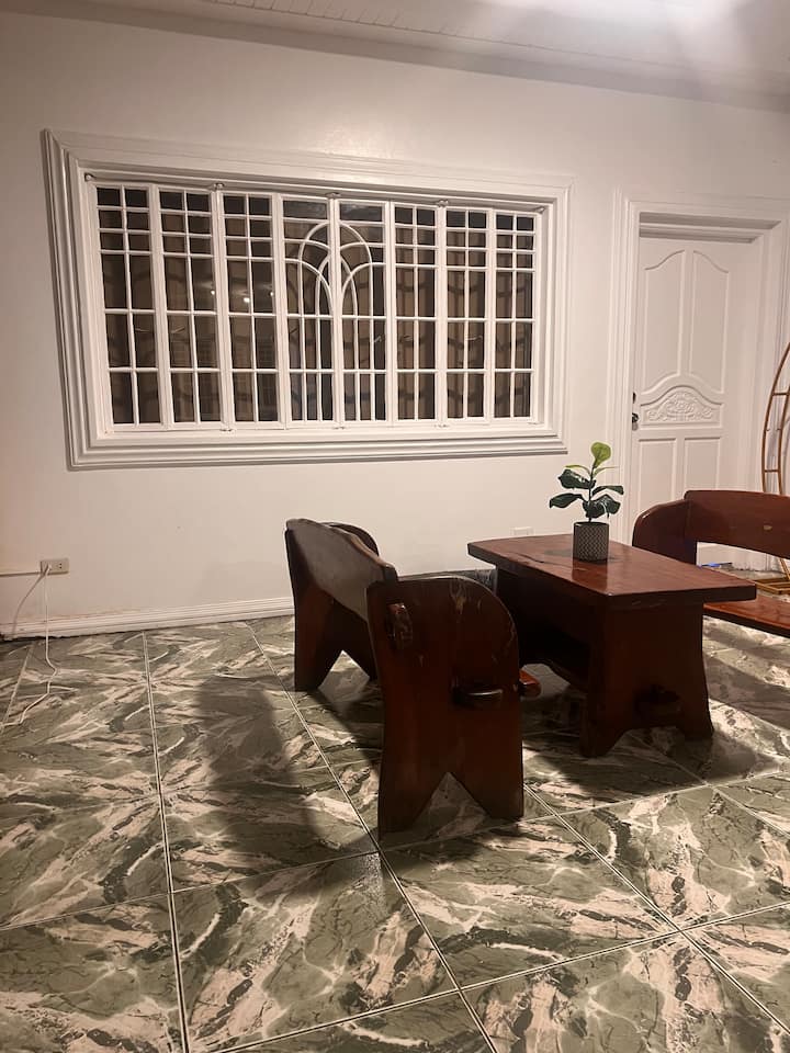 Cozy Family Guesthouse, Up To 15 Pax, Non-smoking - San Rafael