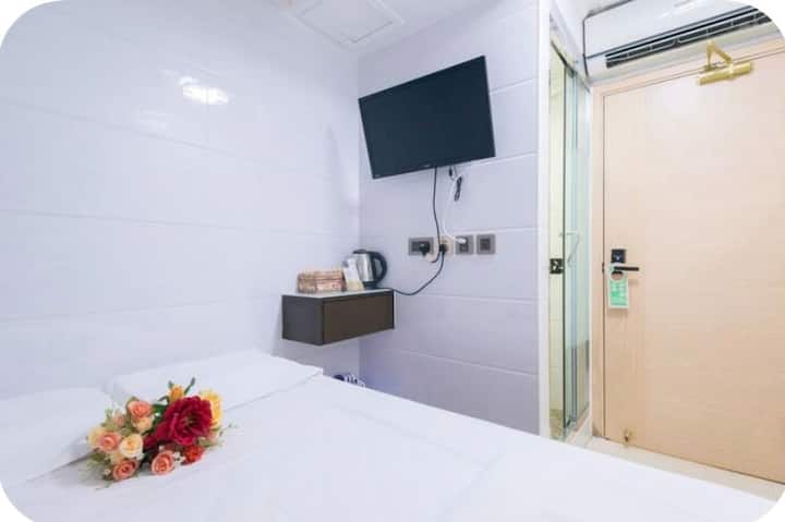 1302（無窗） - Mong Kok