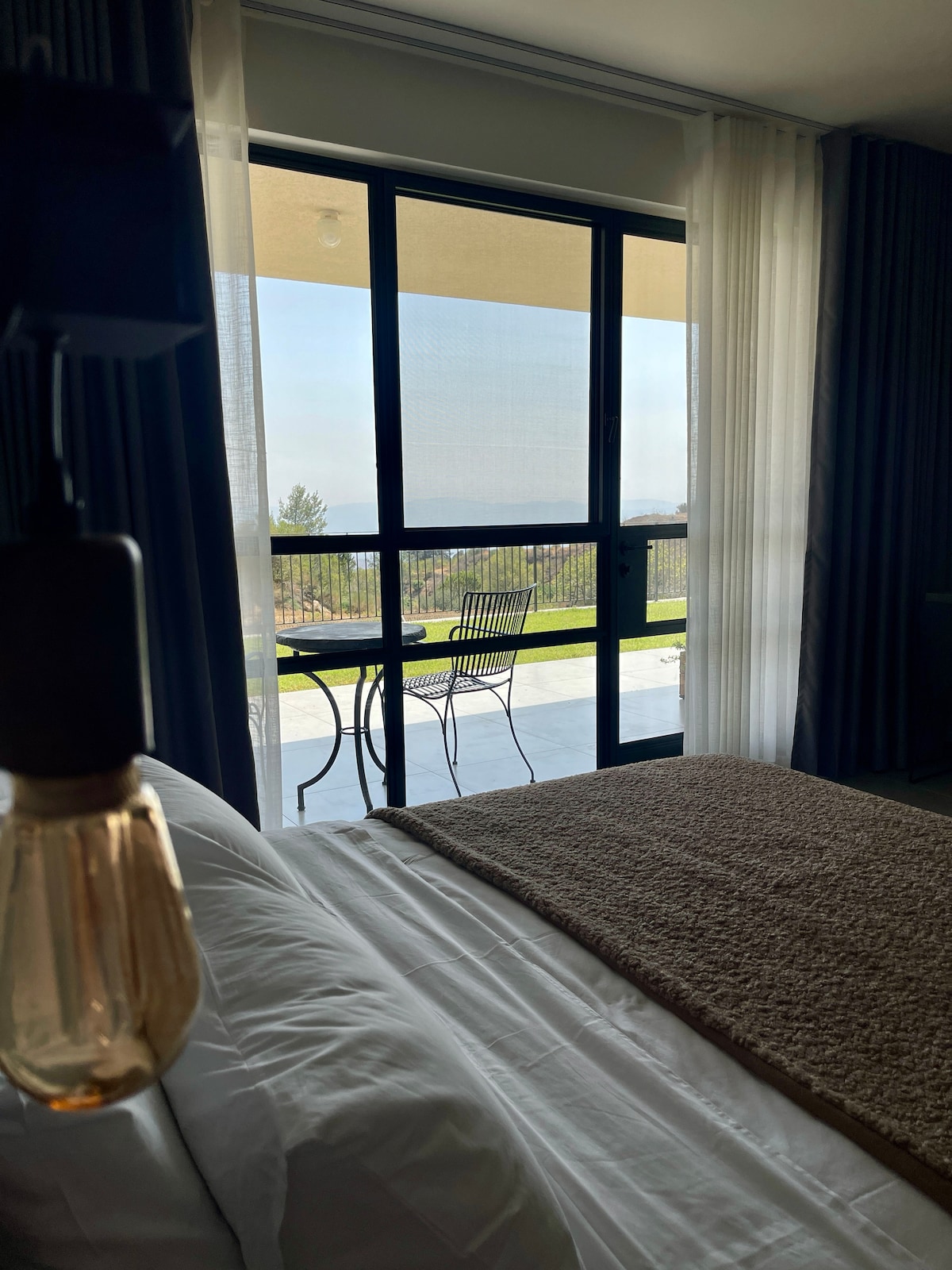 Retiro para parejas y vista a la montaña - Suites con entrada ...