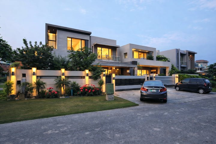 Haven Lodge Lahore, 5br Luxury Home In Dha Phase-6 - Lahore