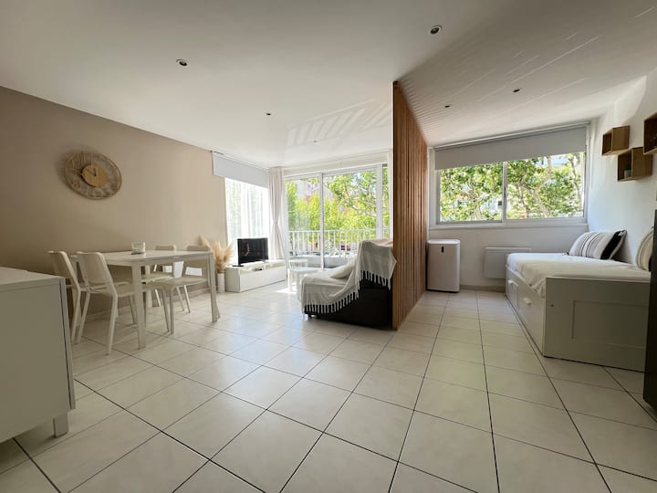 Agréable T2 Centre Port Climatisation Et Piscine - Agde